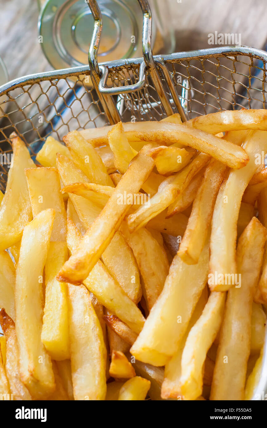 Hot deep frier hi-res stock photography and images - Alamy