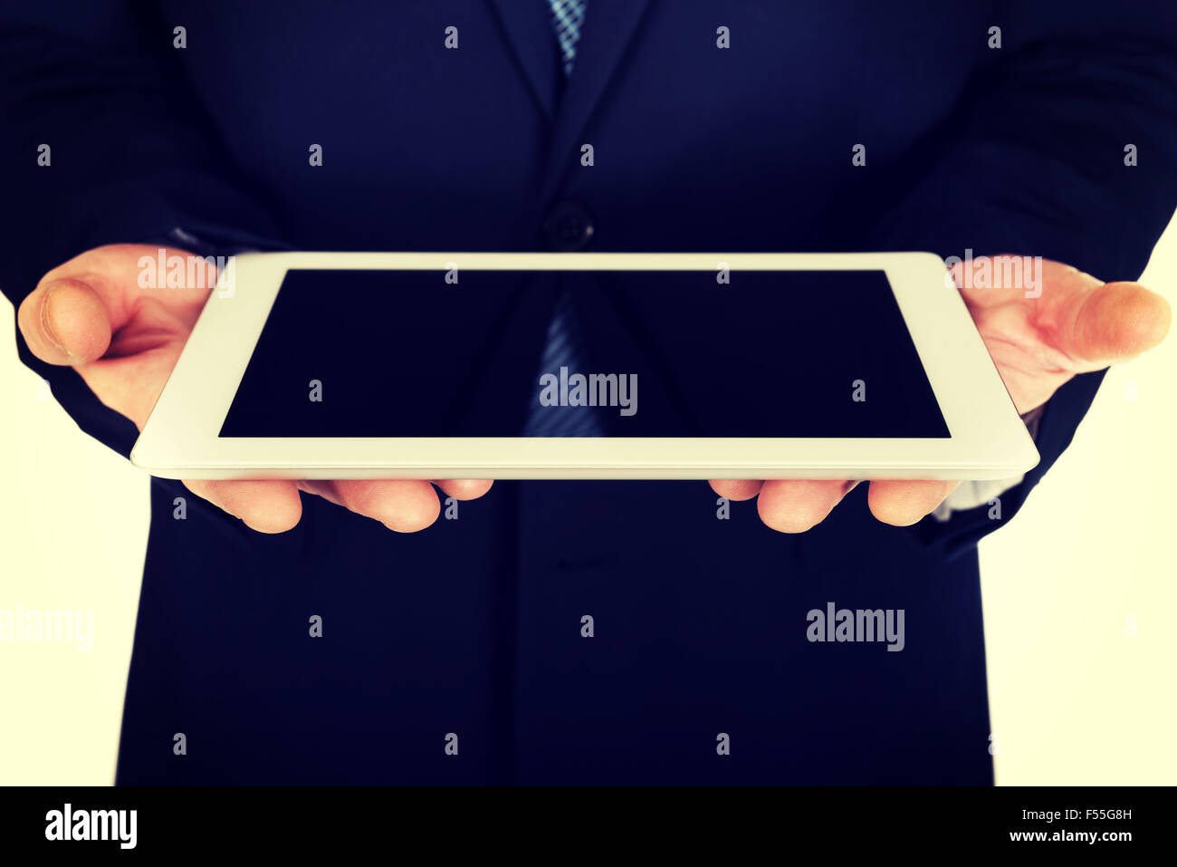Mature hands tablet screen hi-res stock photography and images - Alamy