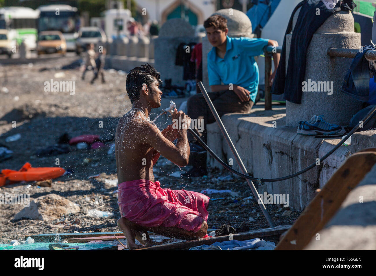 Afghan migrant hi-res stock photography and images - Alamy