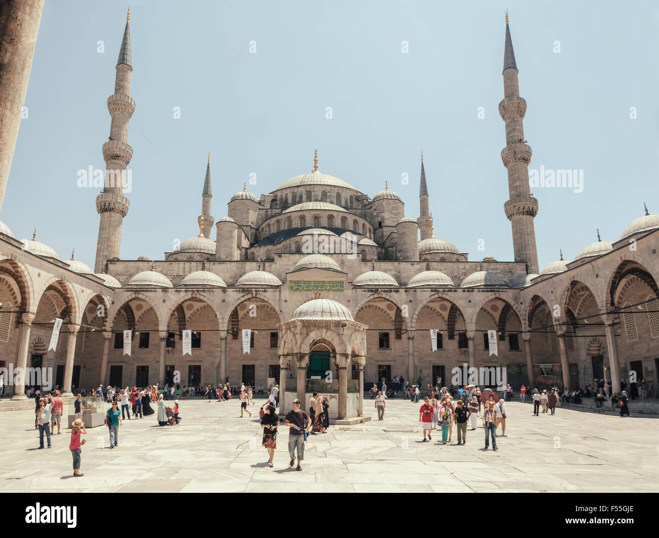 Turkey, Istanbul, Sultanahmet, courtyard of Blue Mosque Stock Photo - Alamy