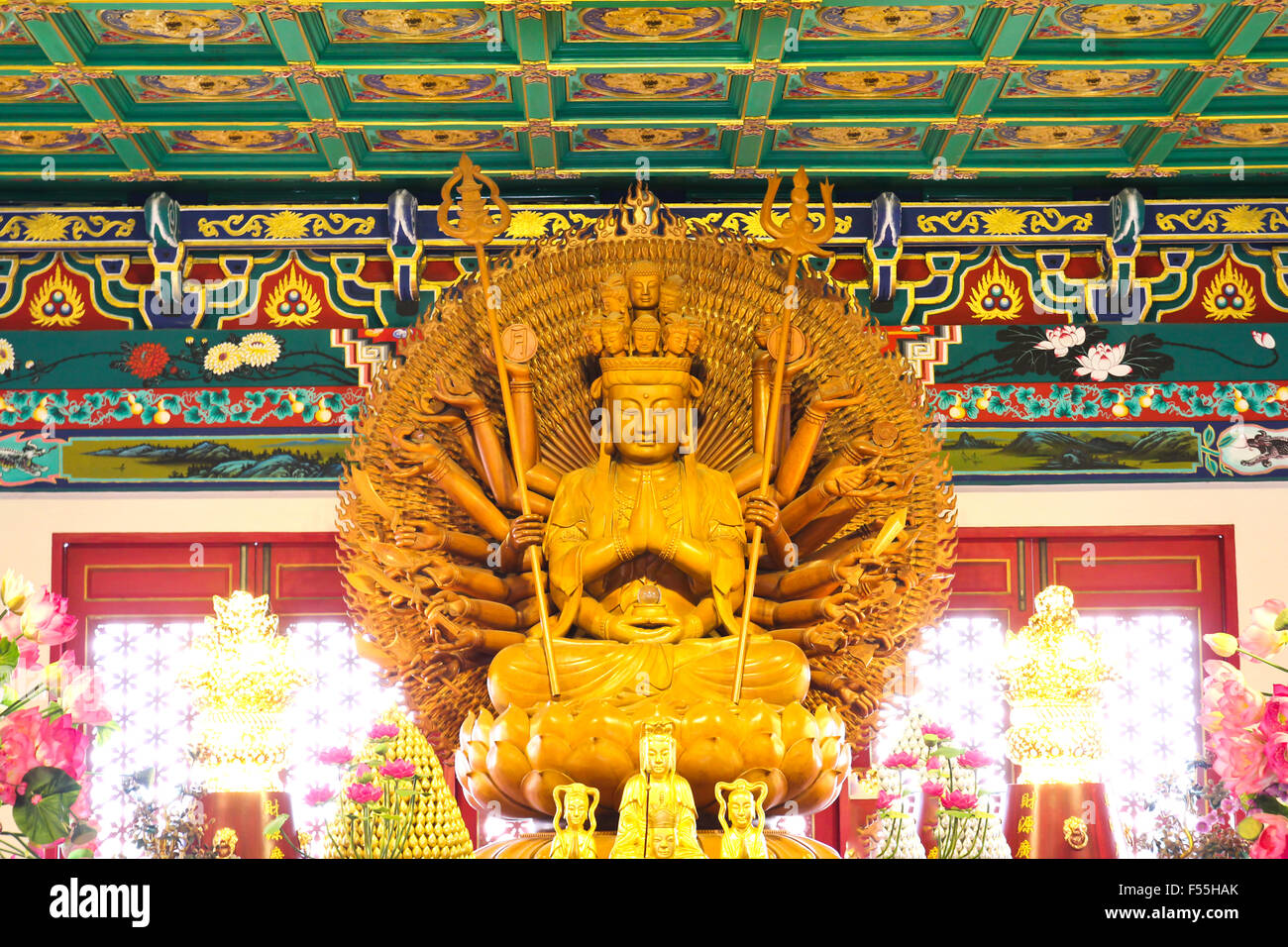 Thousand hand buddha hi-res stock photography and images - Alamy