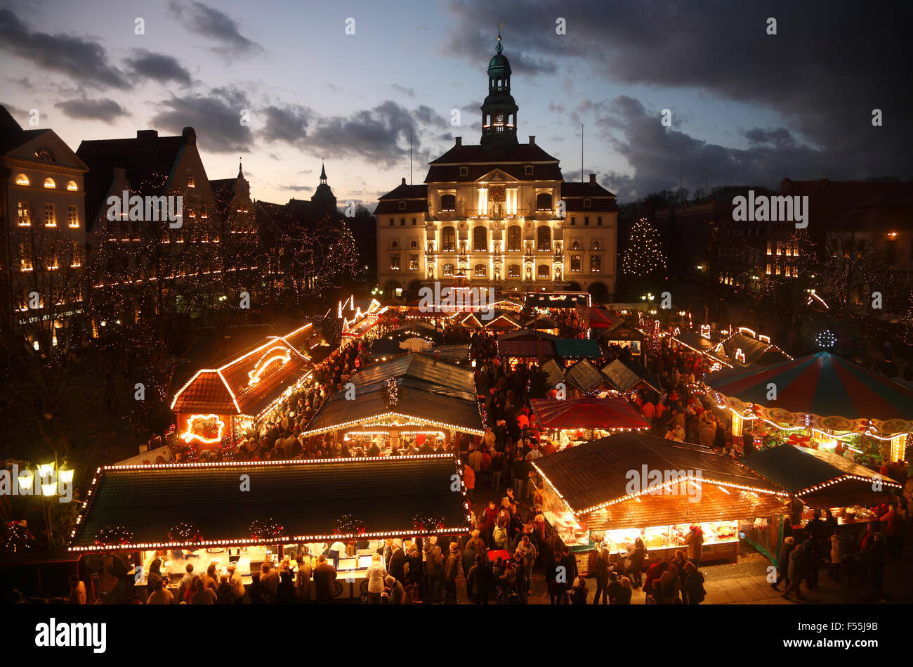 Luneburg rathaus hi-res stock photography and images - Alamy