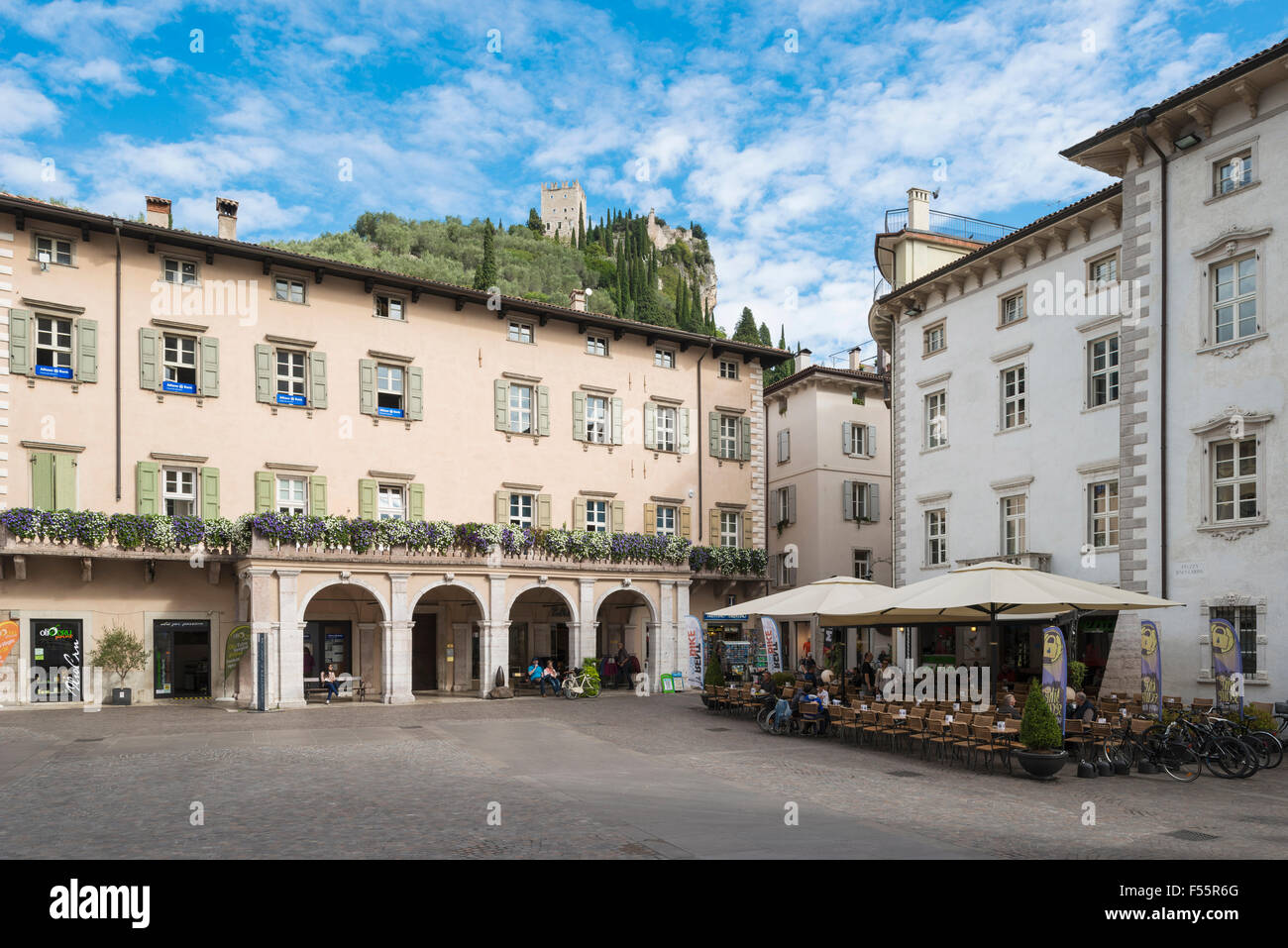 Italy castle trentino old building historic hi-res stock photography ...