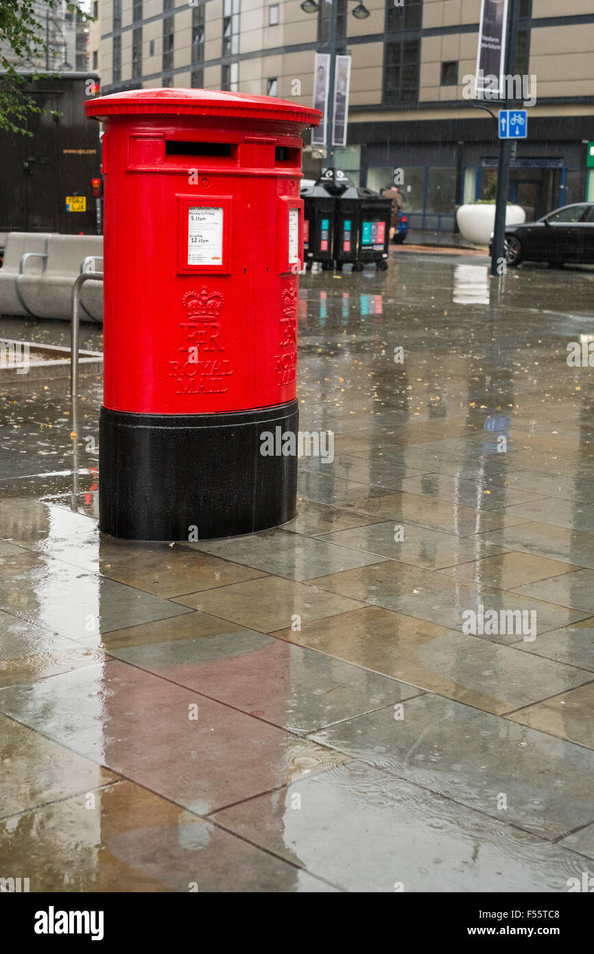 Double post box hi-res stock photography and images - Alamy