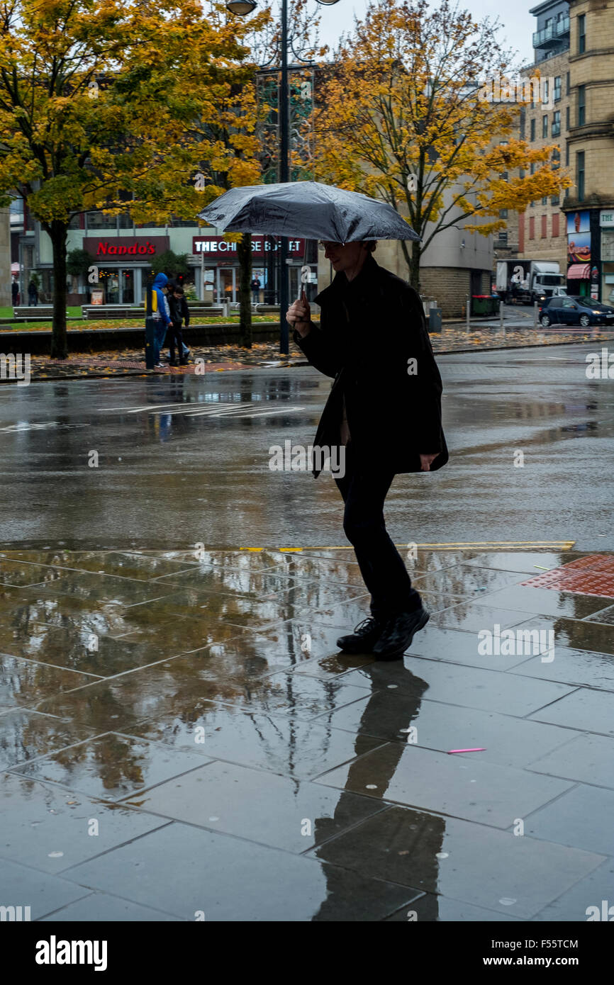 Rain wet weather raincoats hi-res stock photography and images - Alamy