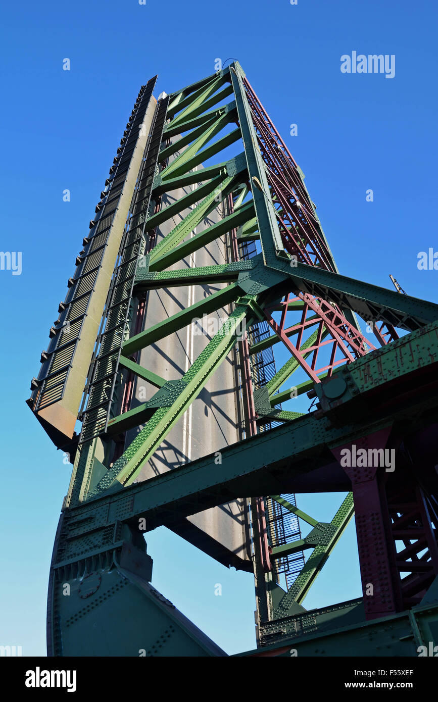 Single Leaf Bascule Bridge High Resolution Stock Photography and Images ...