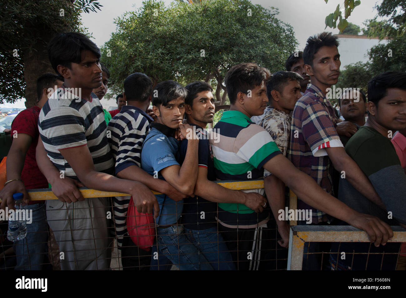 Long wait hi-res stock photography and images - Alamy