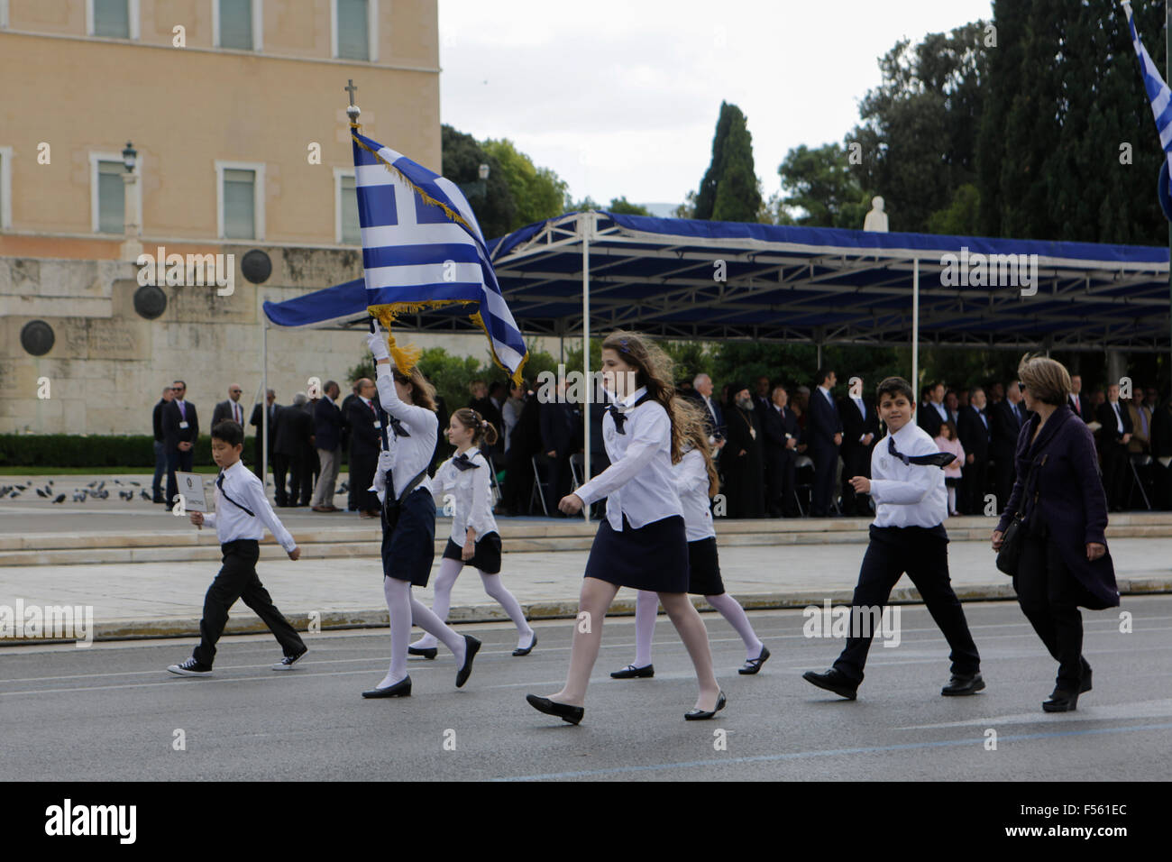 Athens, Greece. 28th October 2015. School students march past the Greek ...
