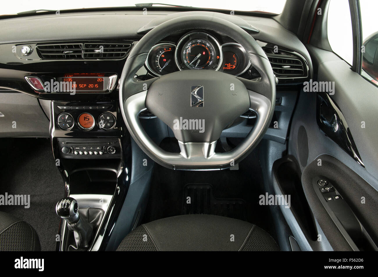 Dashboard of citroen hi-res stock photography and images - Alamy
