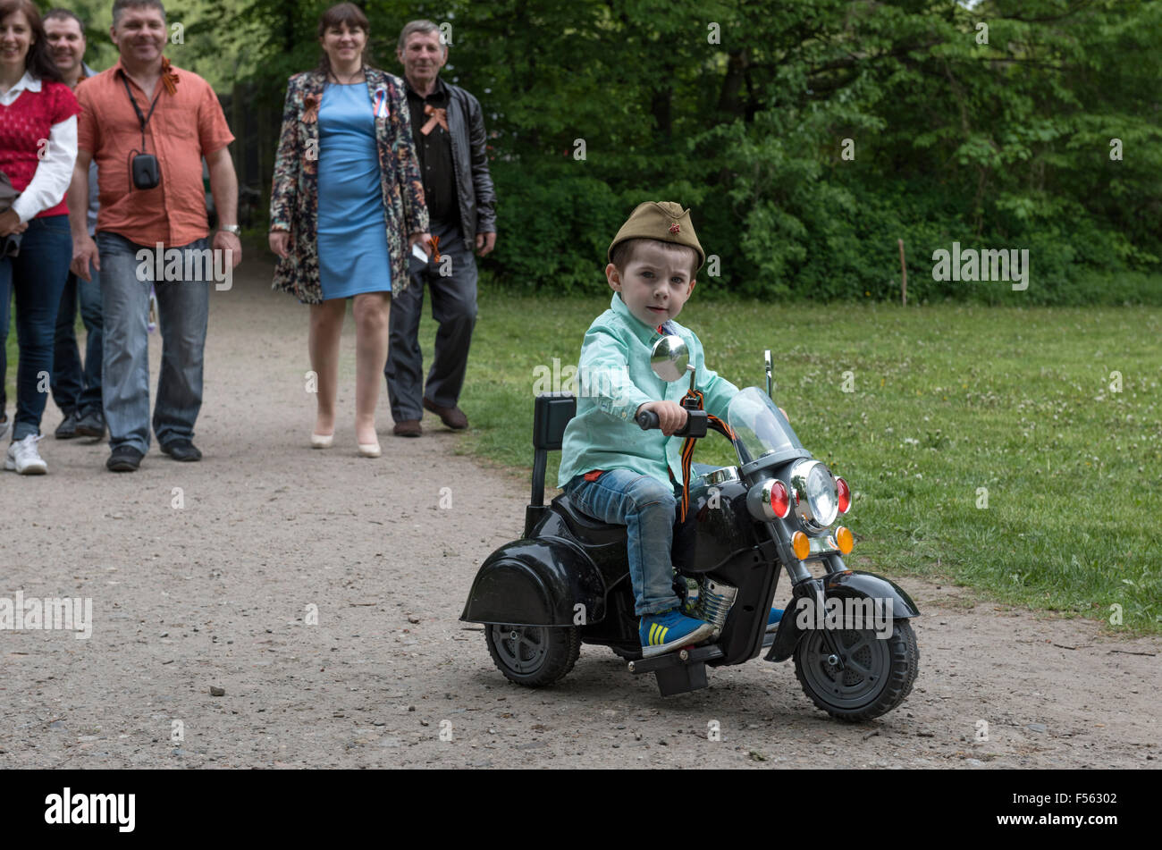 German russian family ww2 hi-res stock photography and images - Alamy