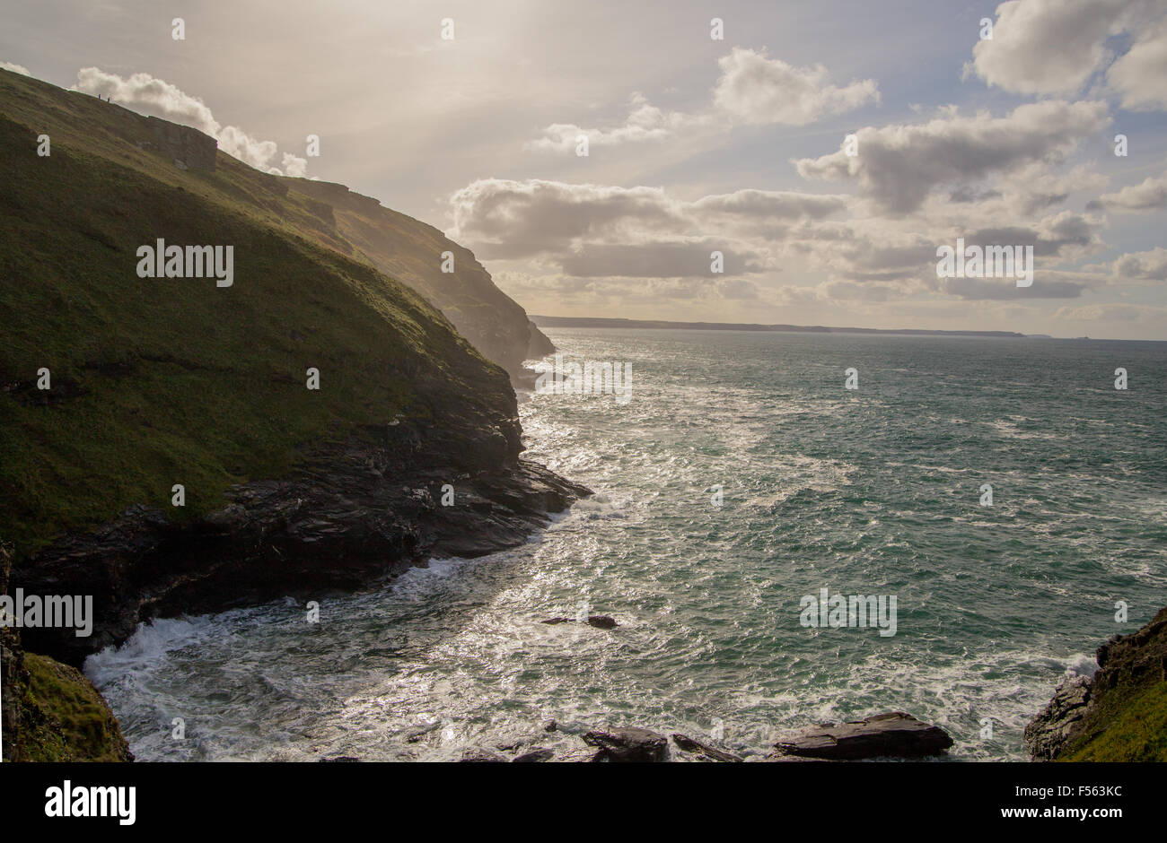 A dramatic North Cornwall Cliffscape photographed from Tintagel Castle ...