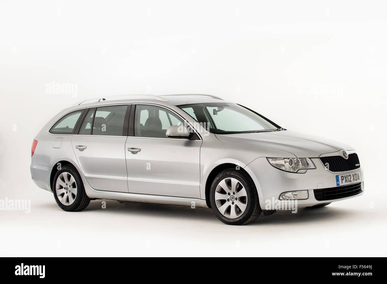 2012 Skoda Superb estate Stock Photo - Alamy