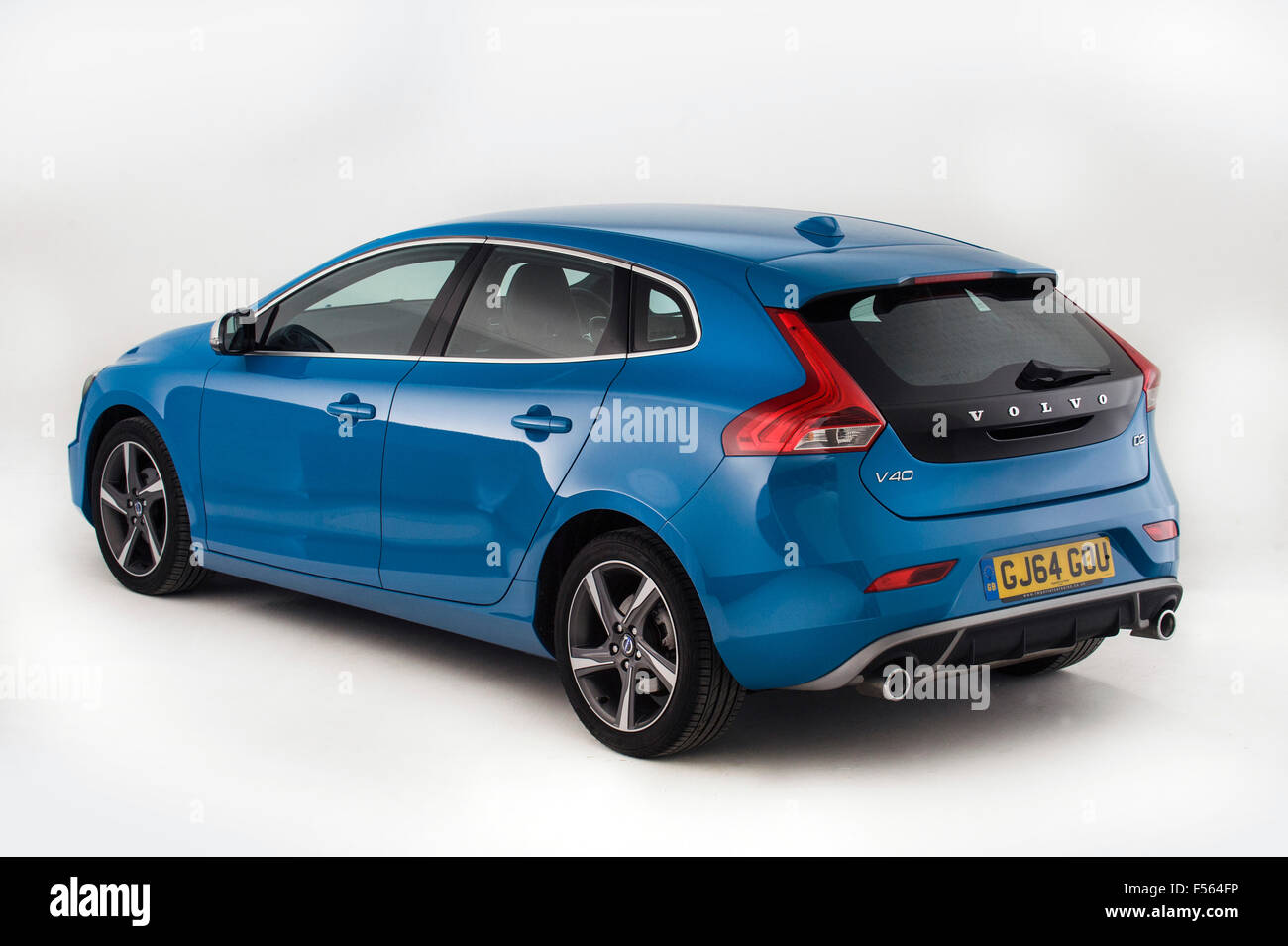 Volvo sedan blue hi-res stock photography and images - Alamy