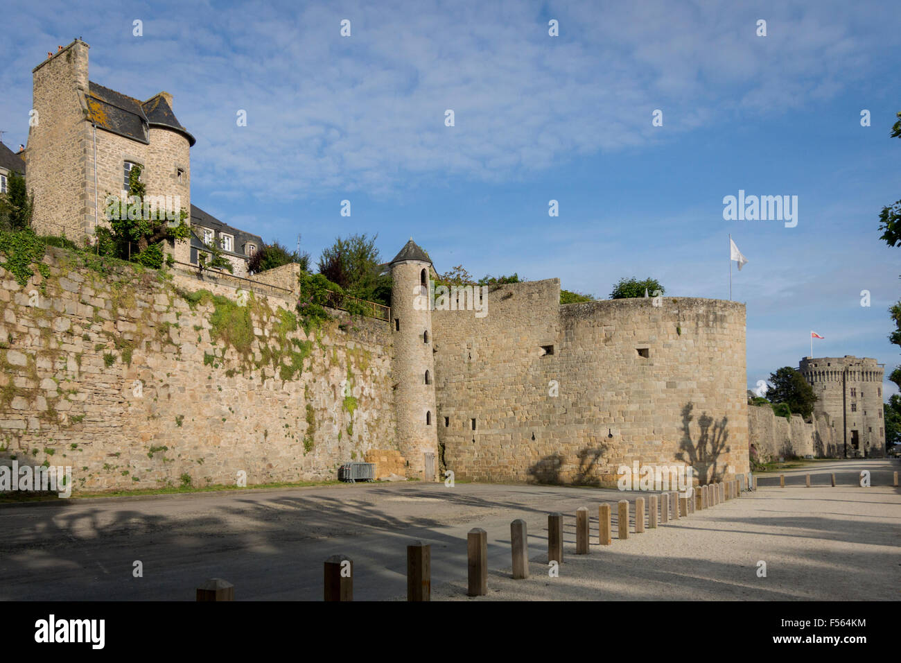 The castle and City Wall of Dinan, Brittany, France Stock Photo - Alamy