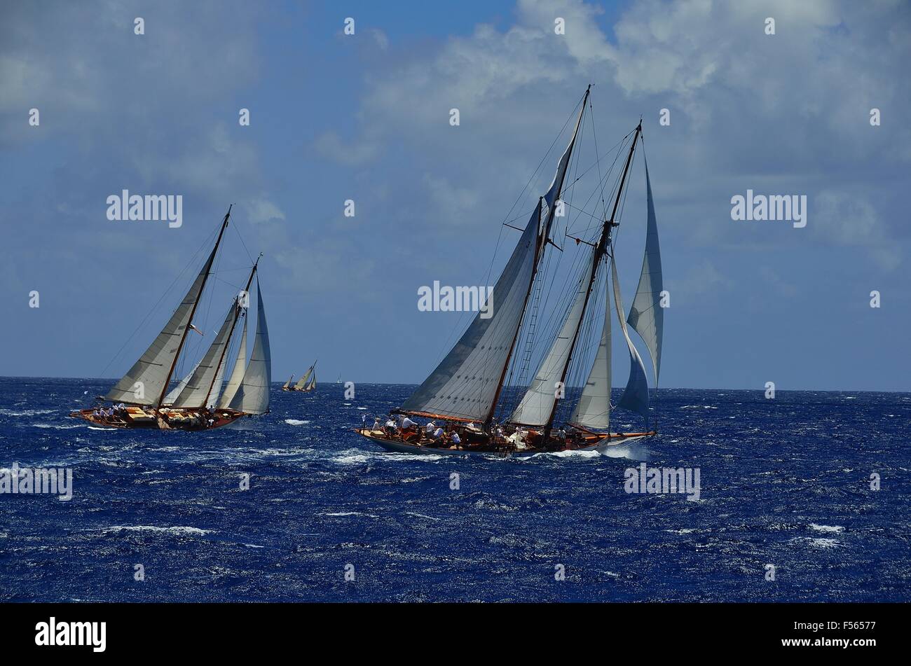 Sailing ship rough seas hi-res stock photography and images - Alamy