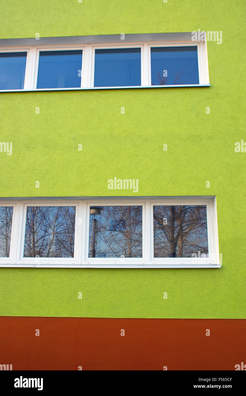 Lime green facade hi-res stock photography and images - Alamy