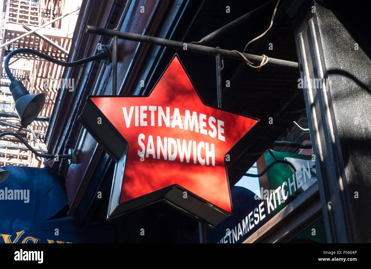 Vietnamese food sign hi-res stock photography and images - Alamy