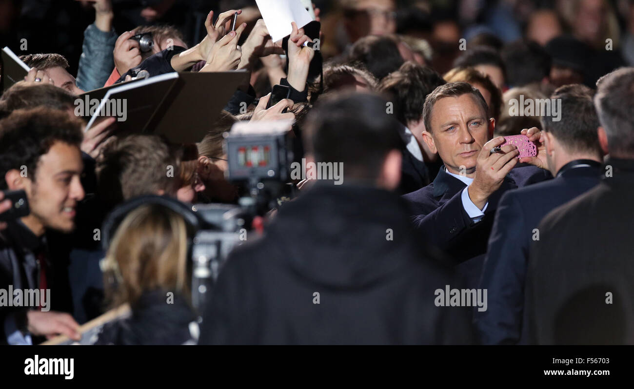 Actor Daniel Craig arrives at the Cinestar cinema at Potsdamer Platz in ...