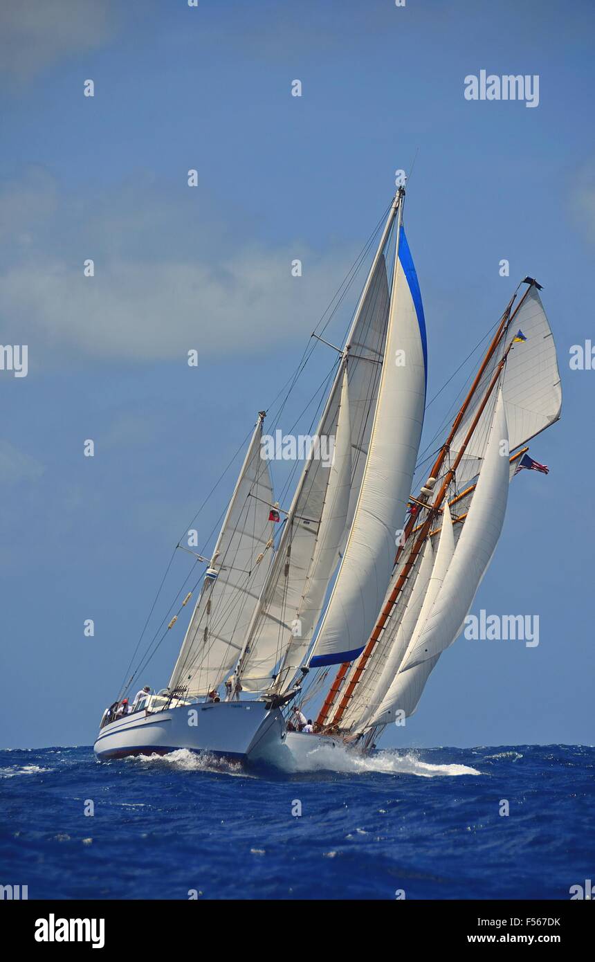 Classic sailing yacht hi-res stock photography and images - Alamy