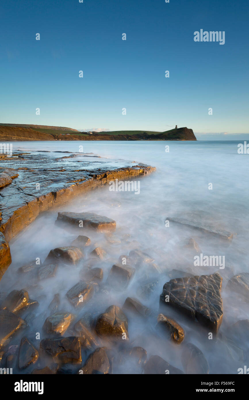 Kimmeridge bay wave cut platform hi-res stock photography and images ...