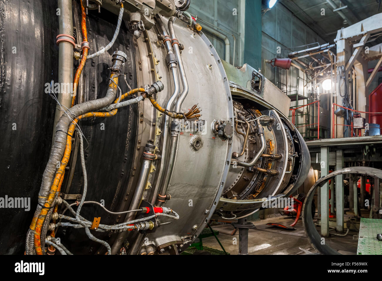 Turboshaft engine hi-res stock photography and images - Alamy