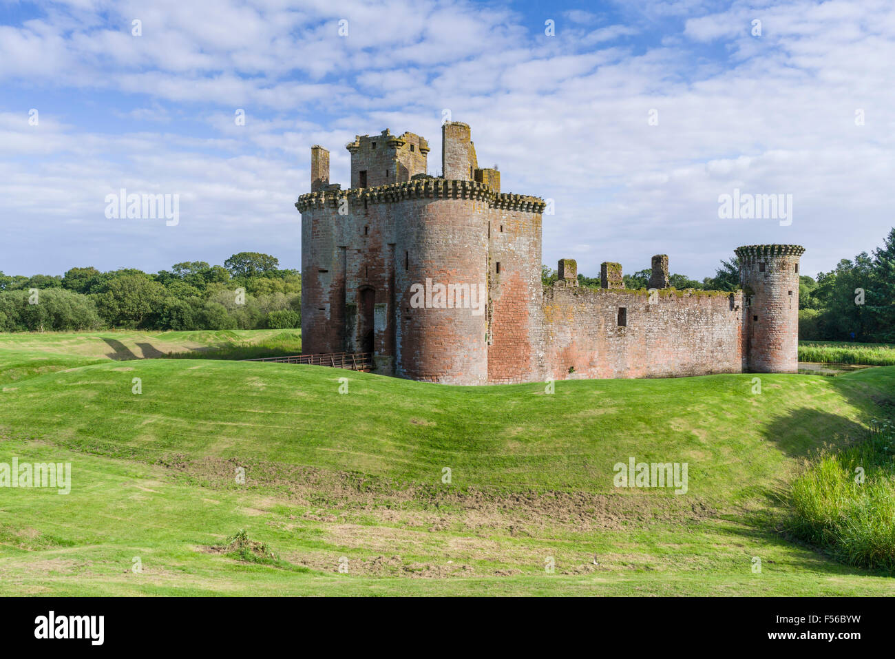 Caerlaverock Castle, 14th century stronghold of the Maxwells Stock ...