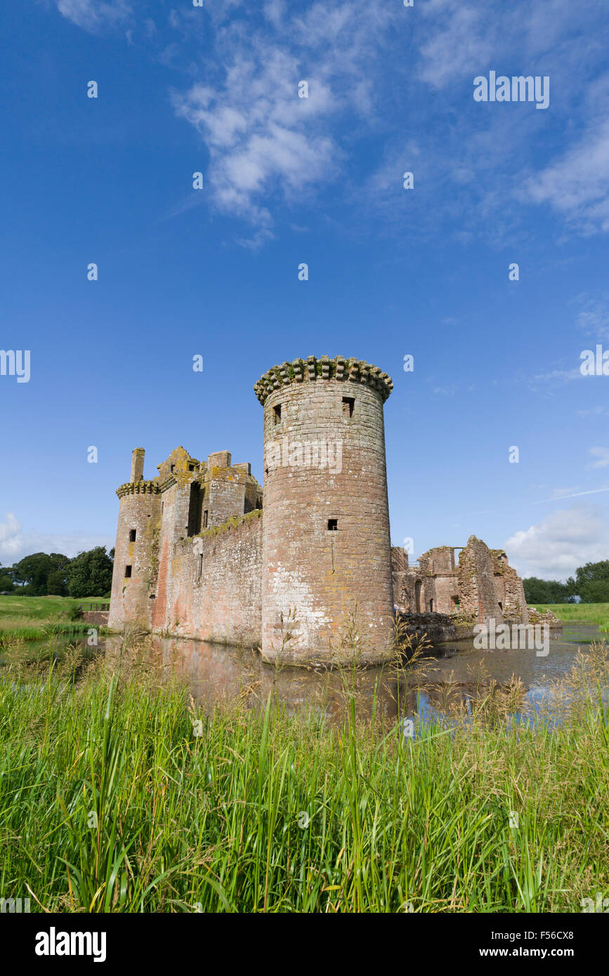 Caerlaverock Castle, 14th century stronghold of the Maxwells. Moat and ...