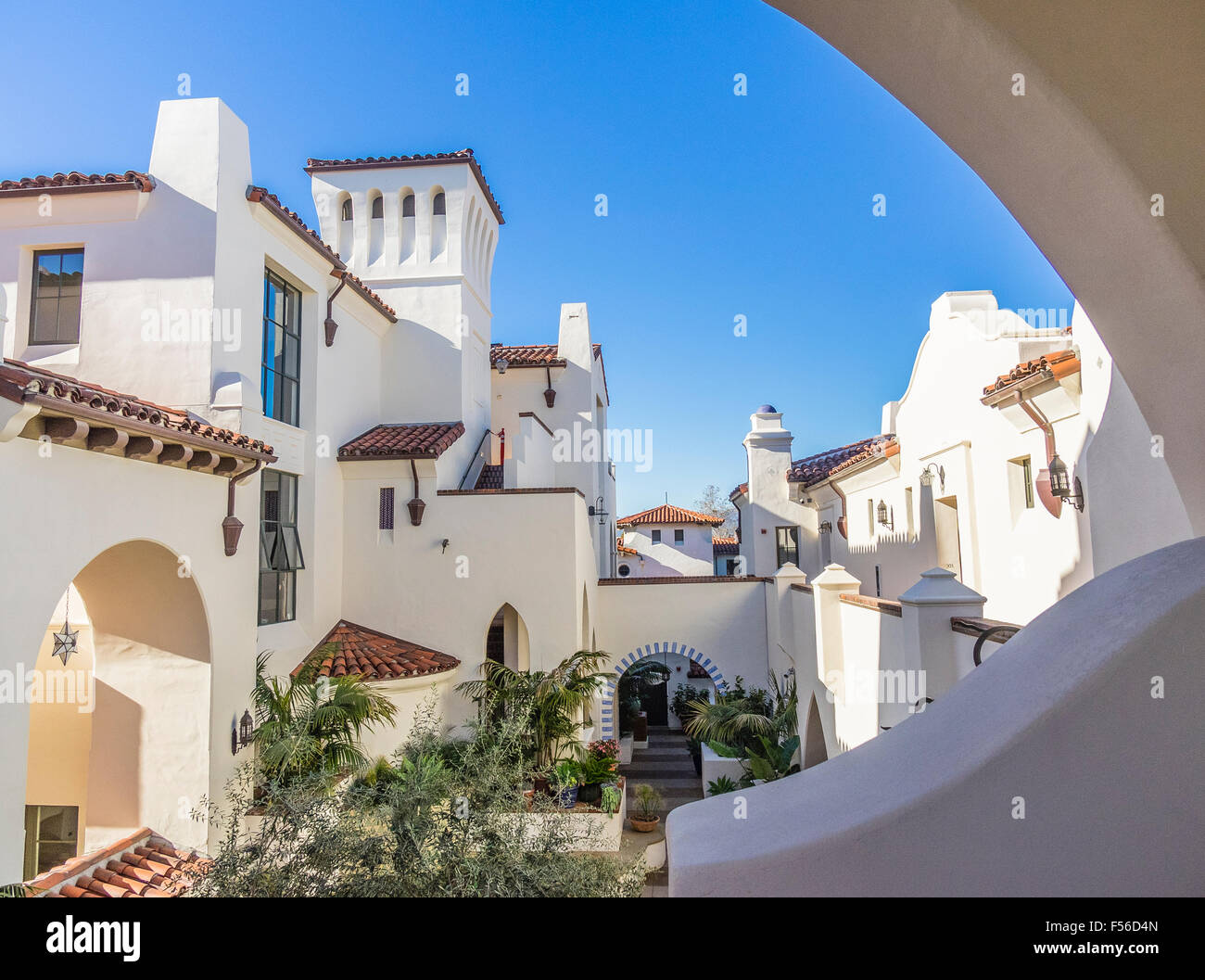 Santa Barbara Spanish Style Condo Century Old Santa Barbara Home Lists