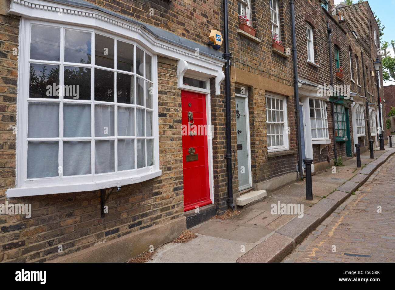 Georgian terrace facade in brick High Resolution Stock Photography and ...