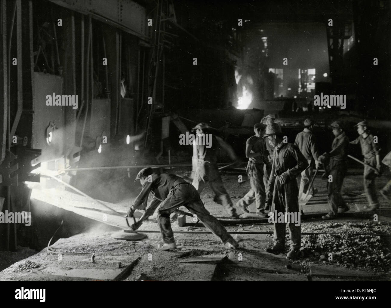 Blast furnace workers hi-res stock photography and images - Alamy