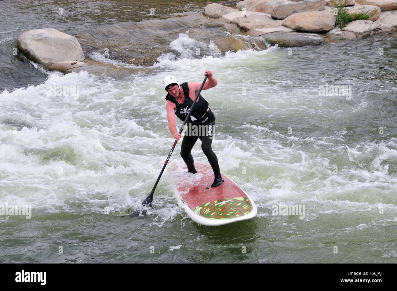 Whitewater paddleboard hi-res stock photography and images - Alamy