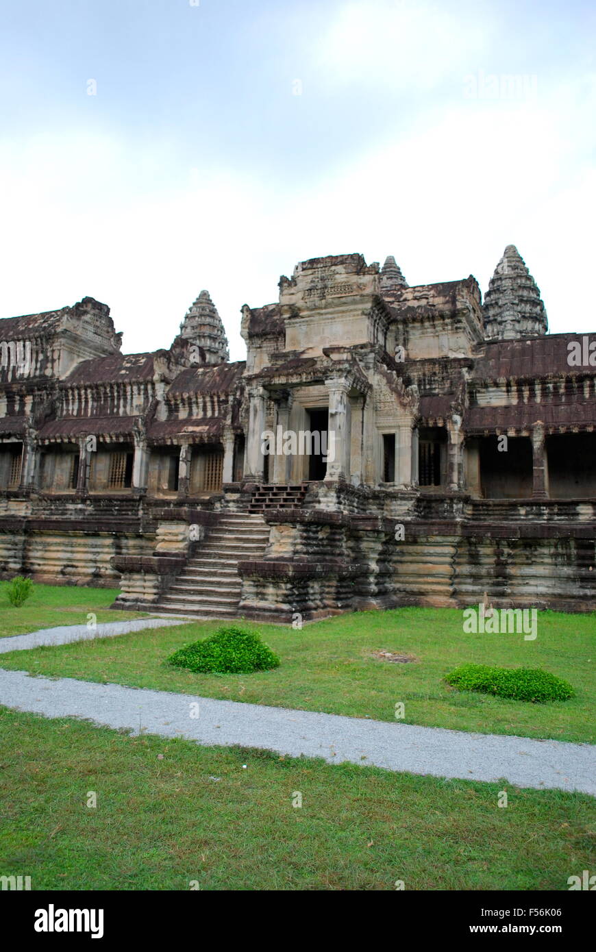 Path to Angkor Wat temple complex in Cambodia Stock Photo - Alamy