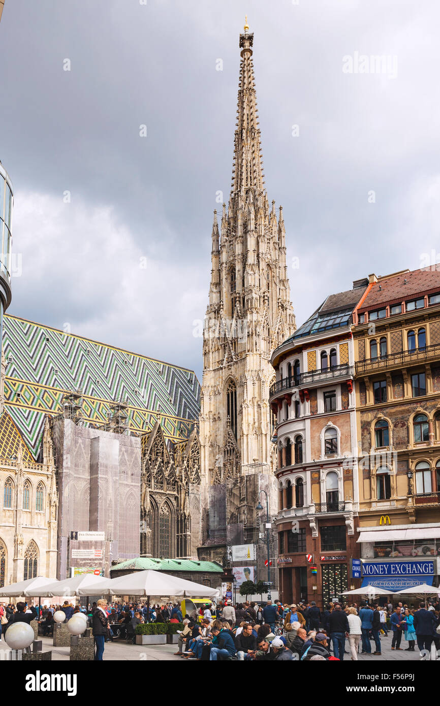 Square austria wien dom view tourist austria hi-res stock photography ...