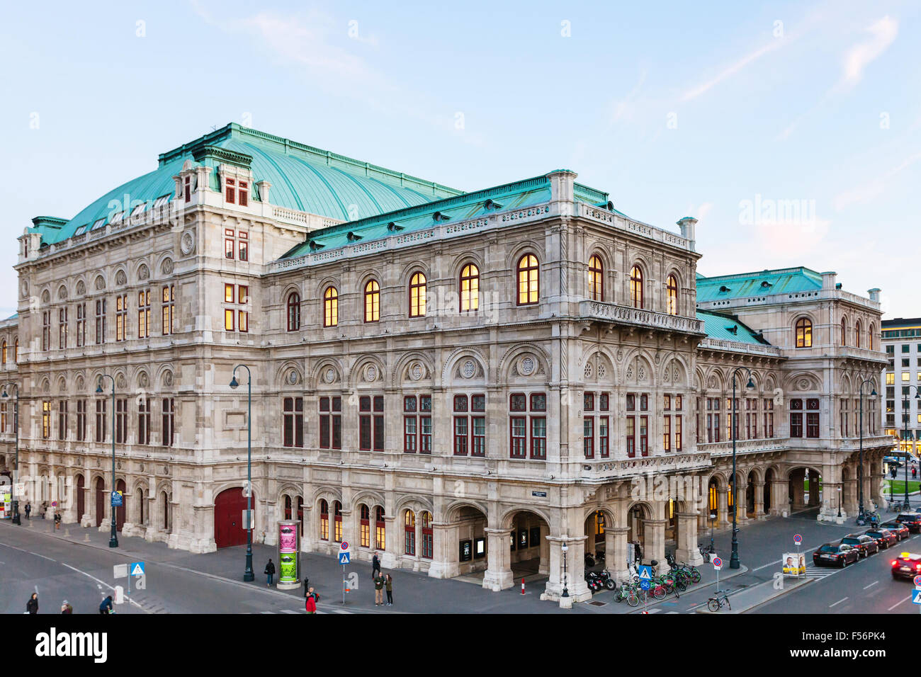 VIENNA, AUSTRIA - SEPTEMBER 28, 2015: view of Vienna State Opera House ...