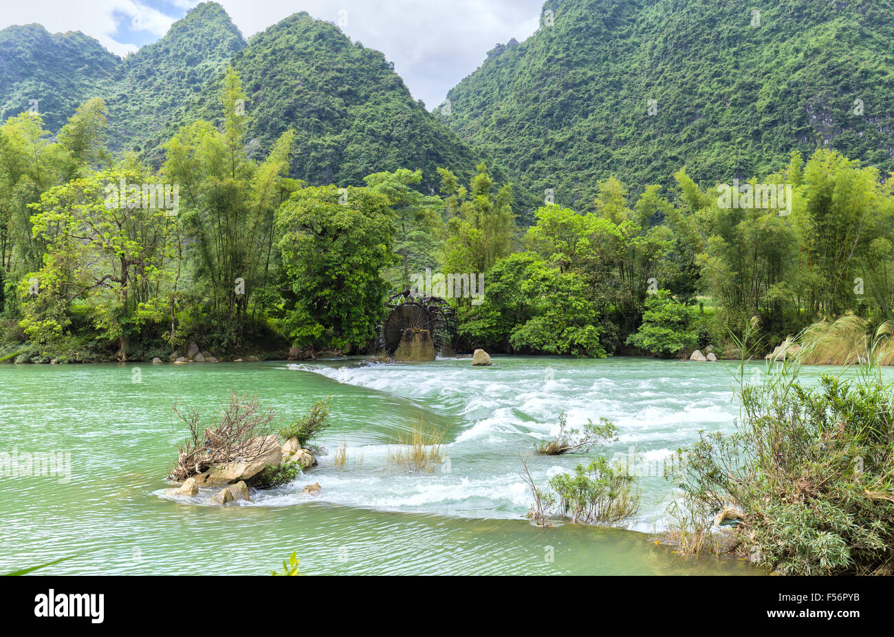 Rapids and hydropower hi-res stock photography and images - Alamy