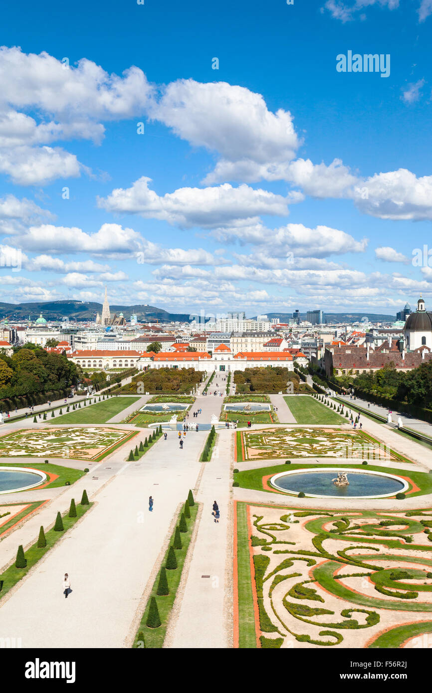travel to Vienna city - gardens of Belvedere Palaces, Vienna, Austria ...