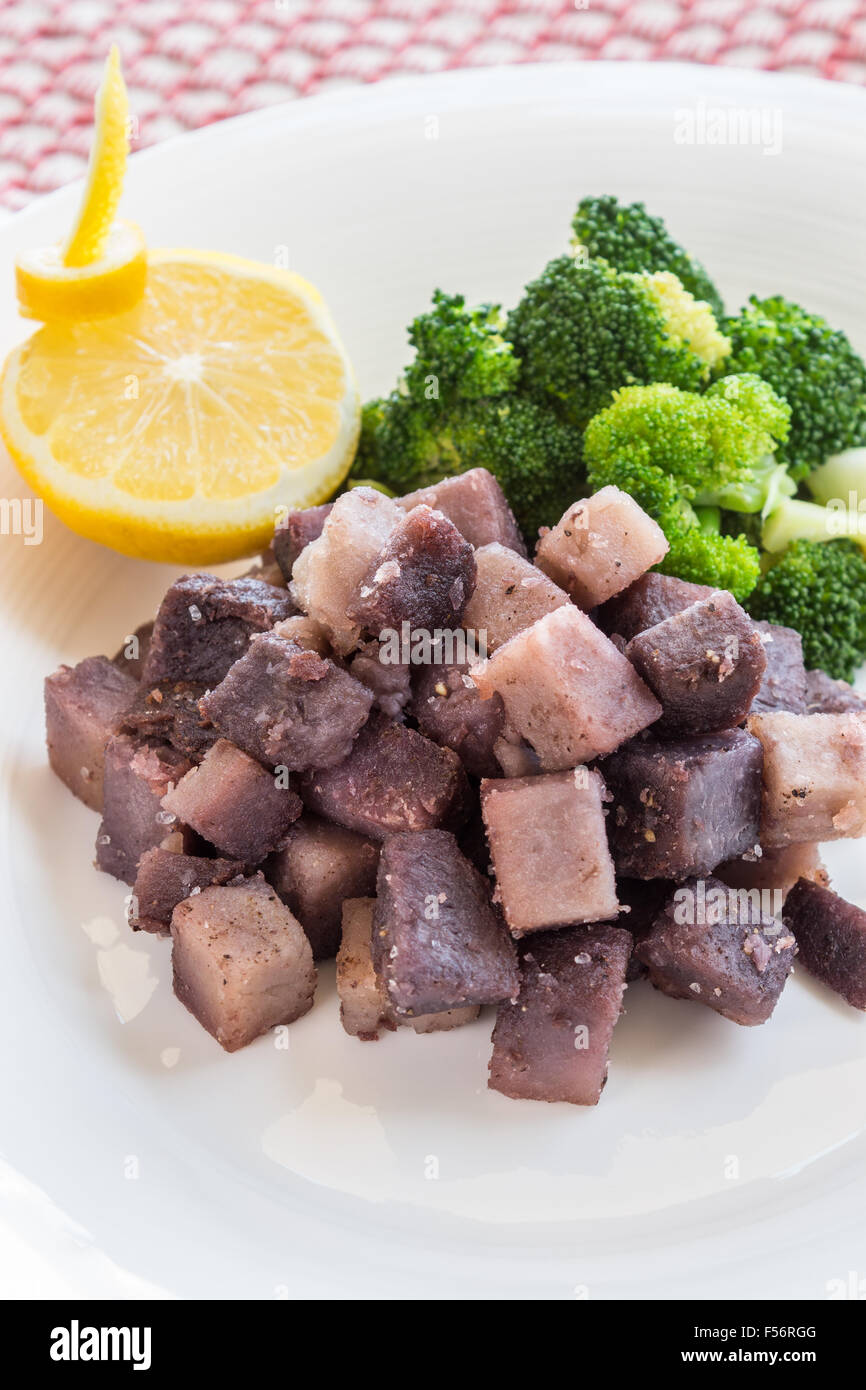 Hawaiian taro root hi-res stock photography and images - Alamy