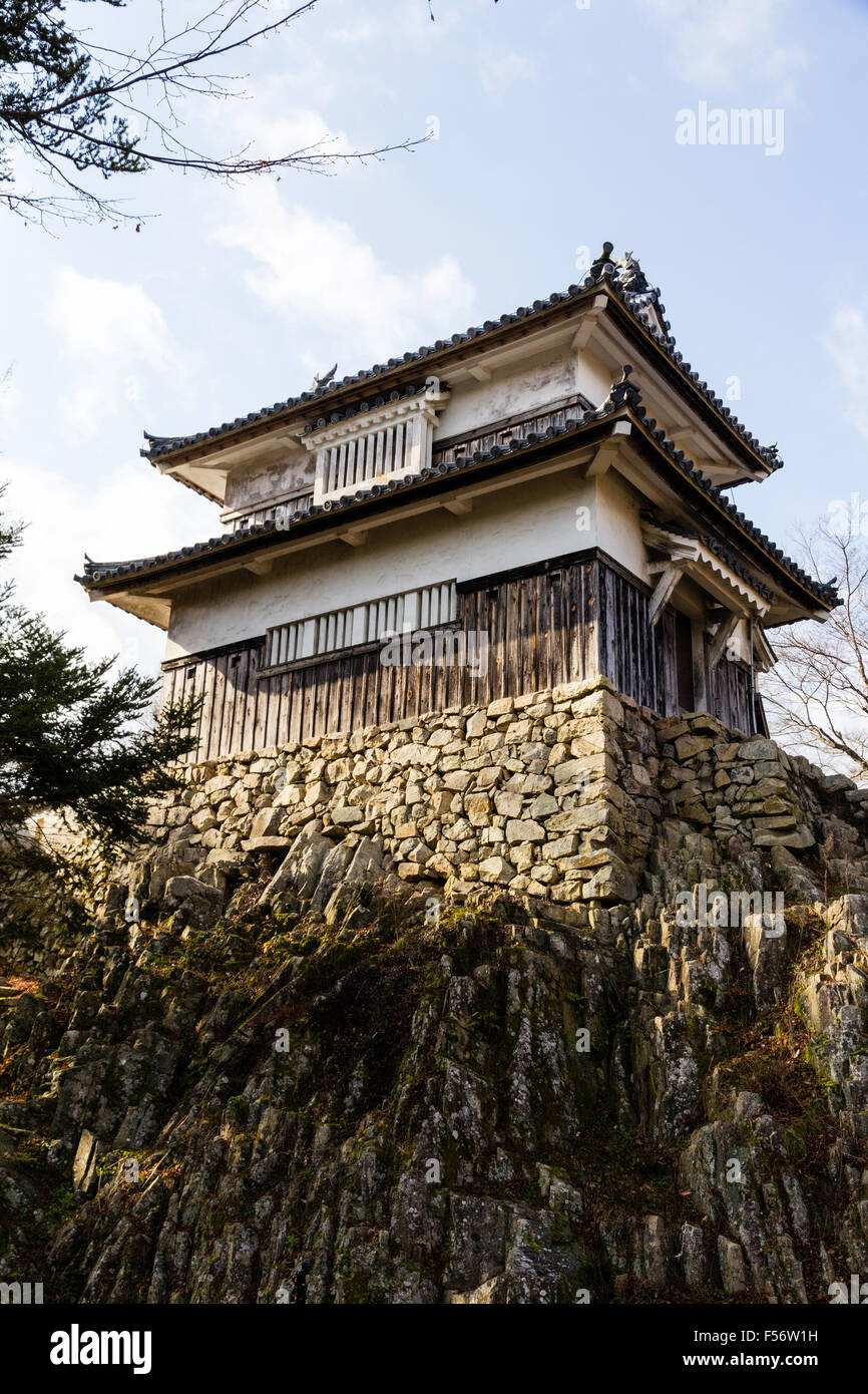Japan, Takahashi. Bitchu Matsuyama castle. The Niju yagura, two-level ...