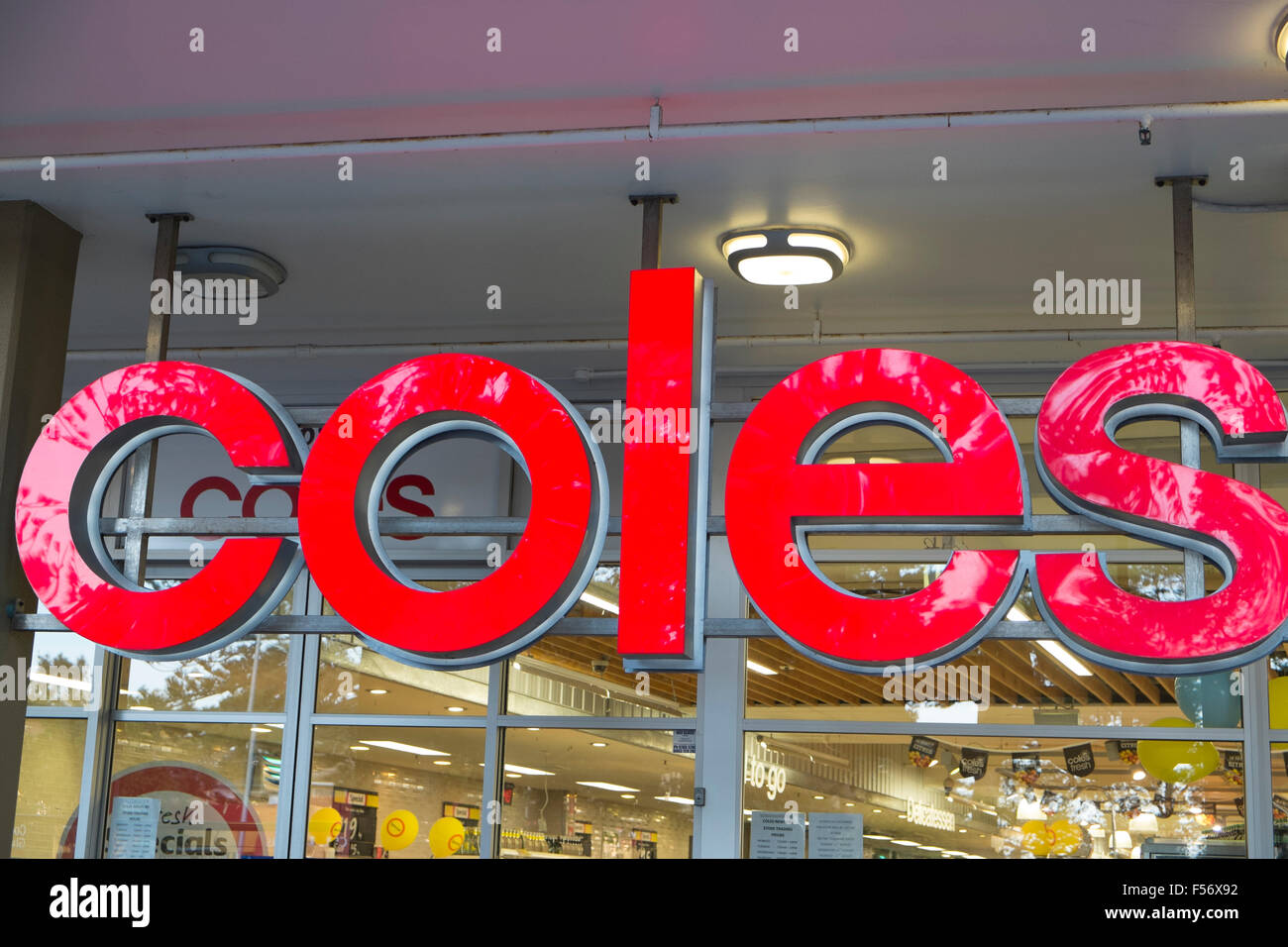 Supermarket Entrance Australia Stock Photos & Supermarket Entrance ...