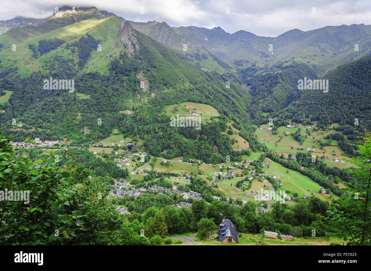Amazing natural view at the Pyrenees mountains in Spain Stock Photo - Alamy