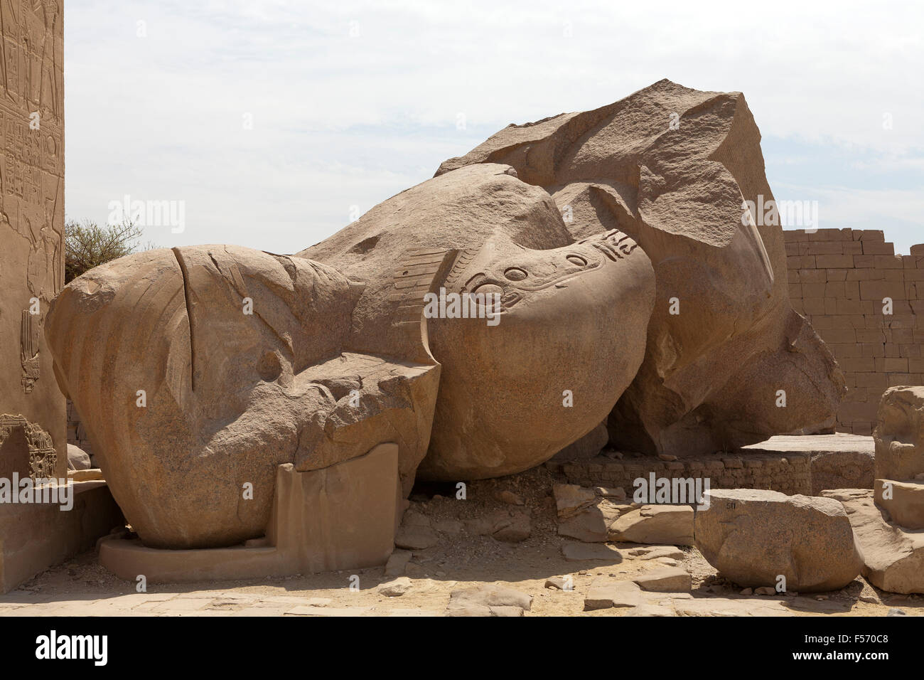 The Fallen colossus at the Ramesseum, Mortuary Temple of Ramesses II on ...