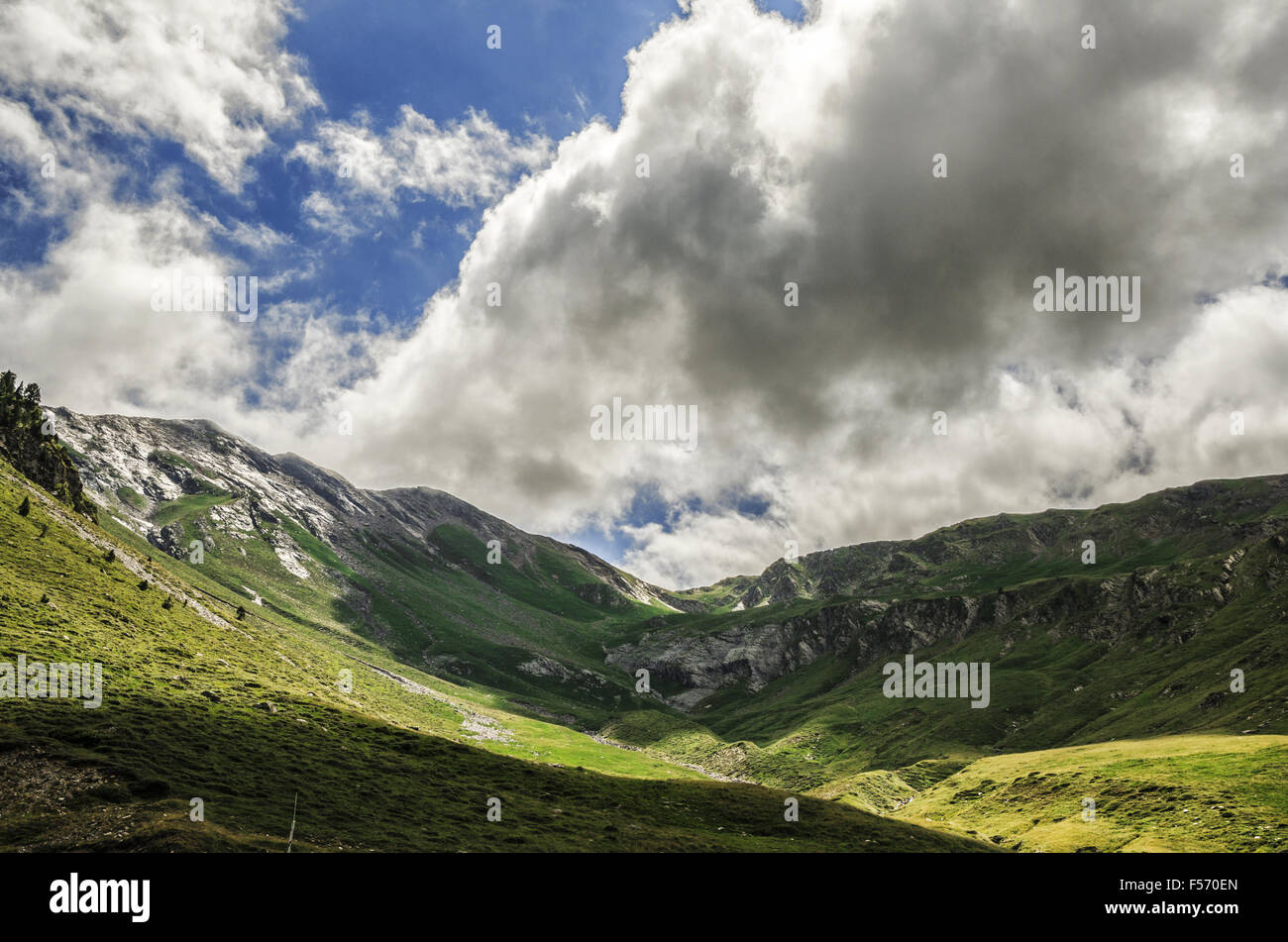 Amazing natural view at the Pyrenees mountains in Spain Stock Photo - Alamy
