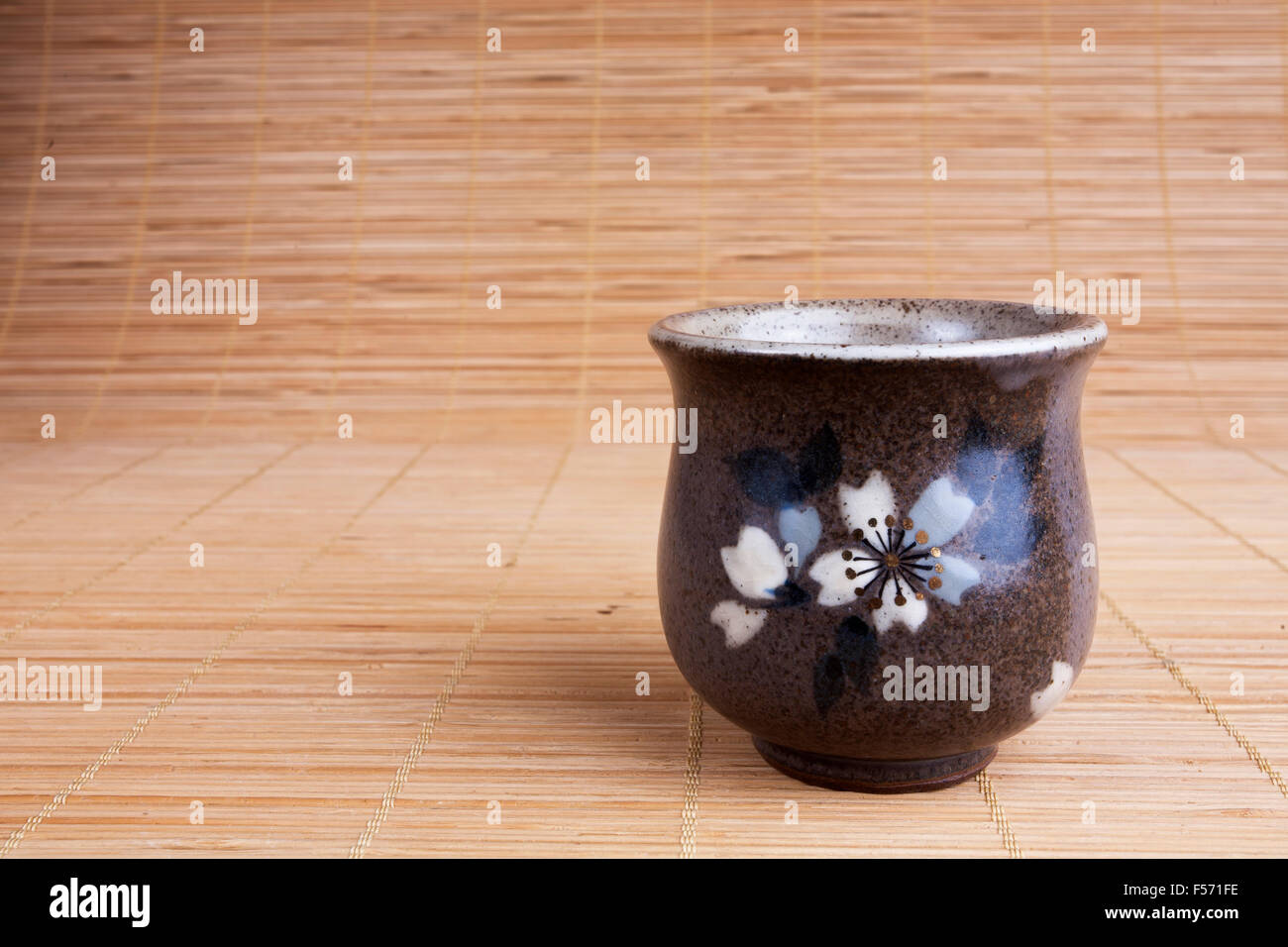 Traditional Japanese cup Stock Photo - Alamy