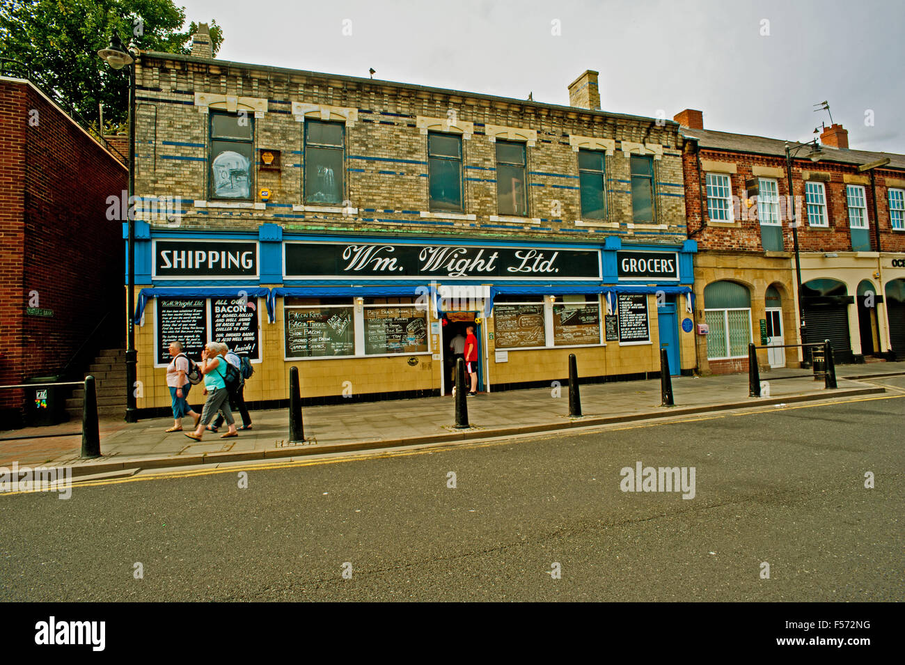 Grocers Shops High Resolution Stock Photography and Images - Alamy