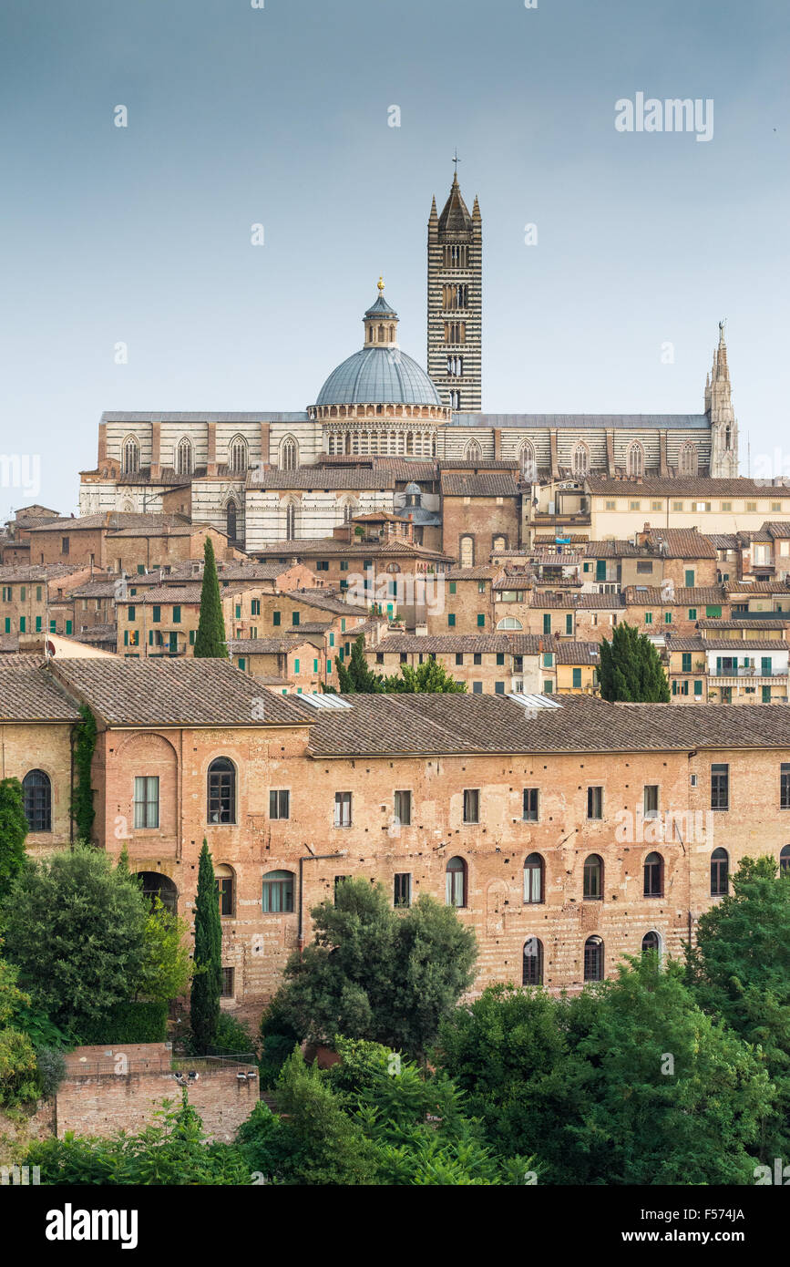 Cathedral in the old town of medieval Siena, Italy, Europe Stock Photo ...