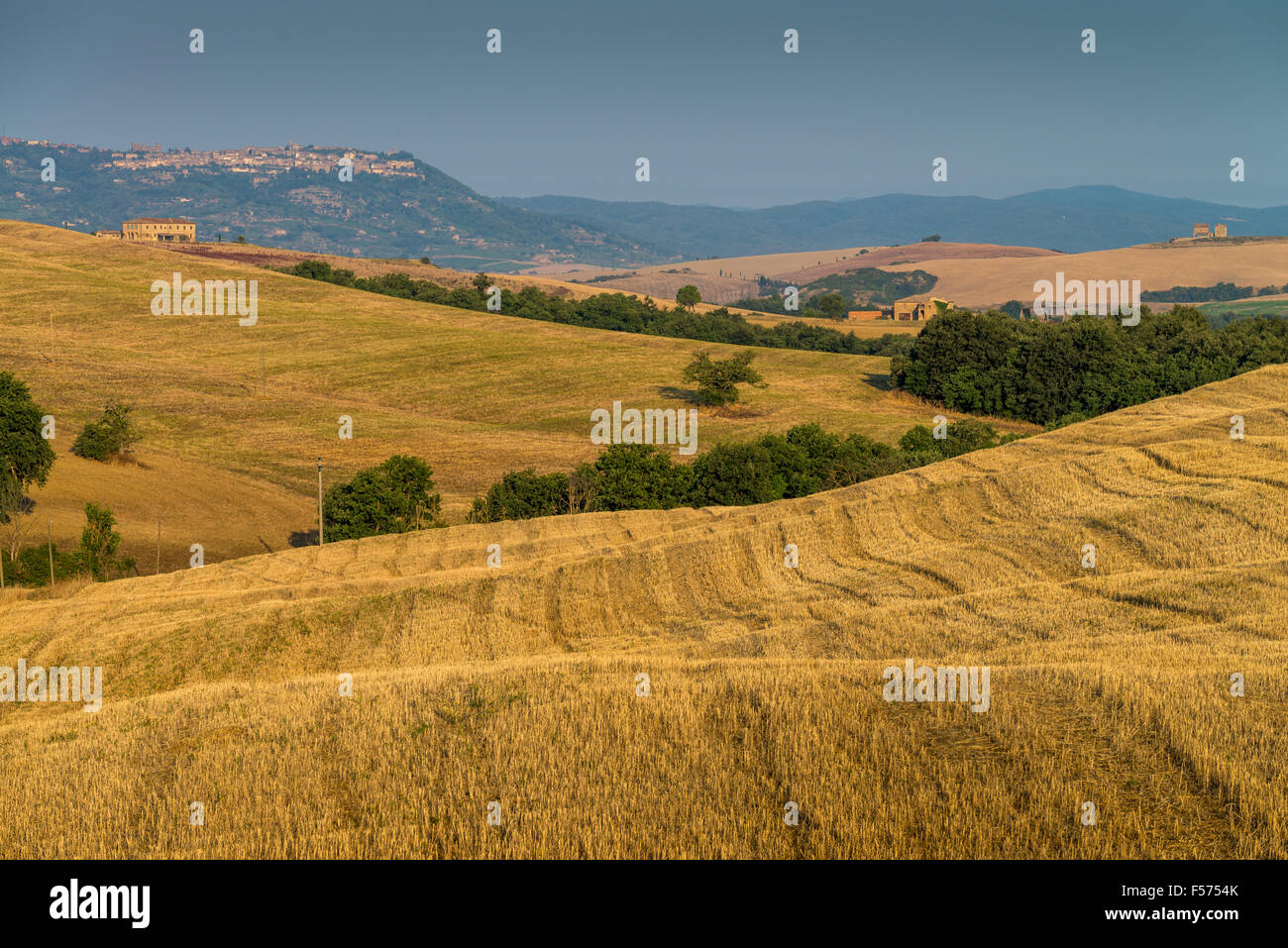Countryside landscape in Tuscany region of Italy, Europe Stock Photo ...