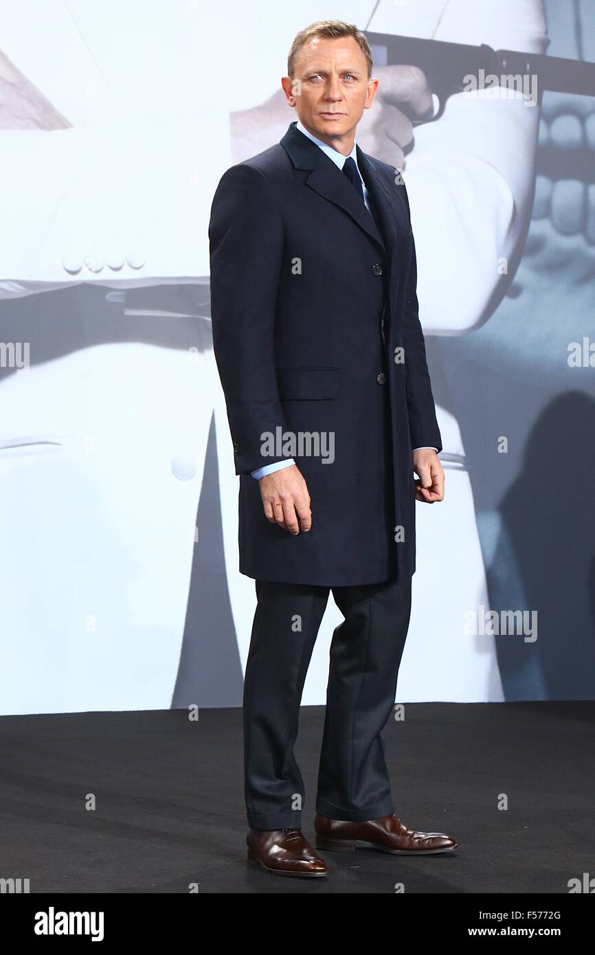 Berlin, Germany. 28th Oct, 2015. Daniel Craig arriving at the Premiere ...