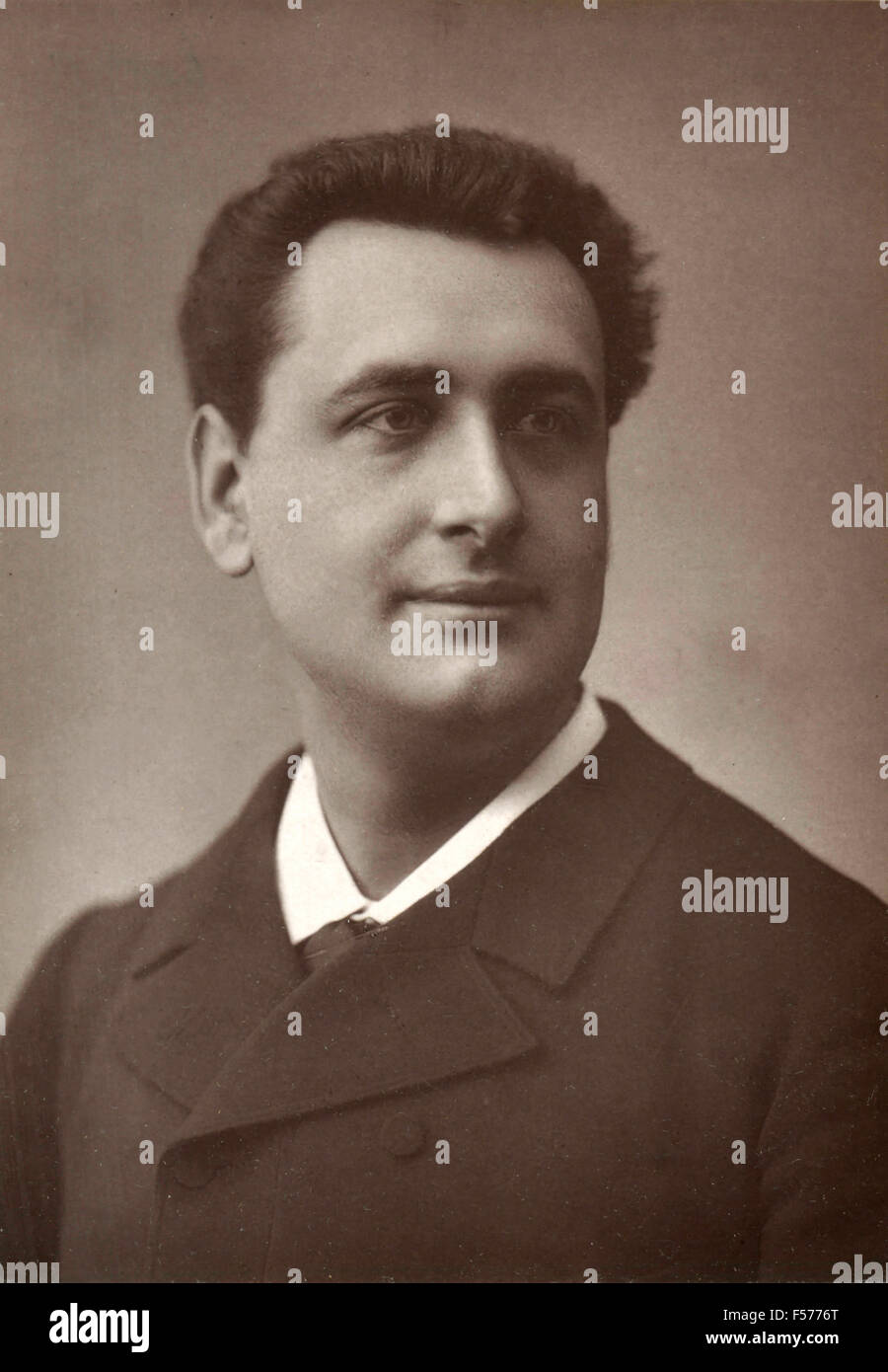 The French actor Alexandre Taskin of the Opera-Comique Stock Photo - Alamy