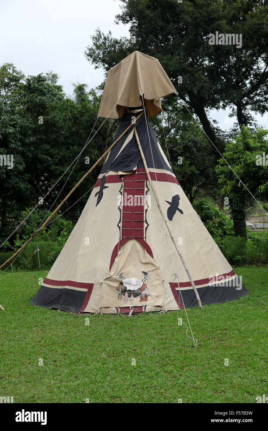 Apache Teepees
