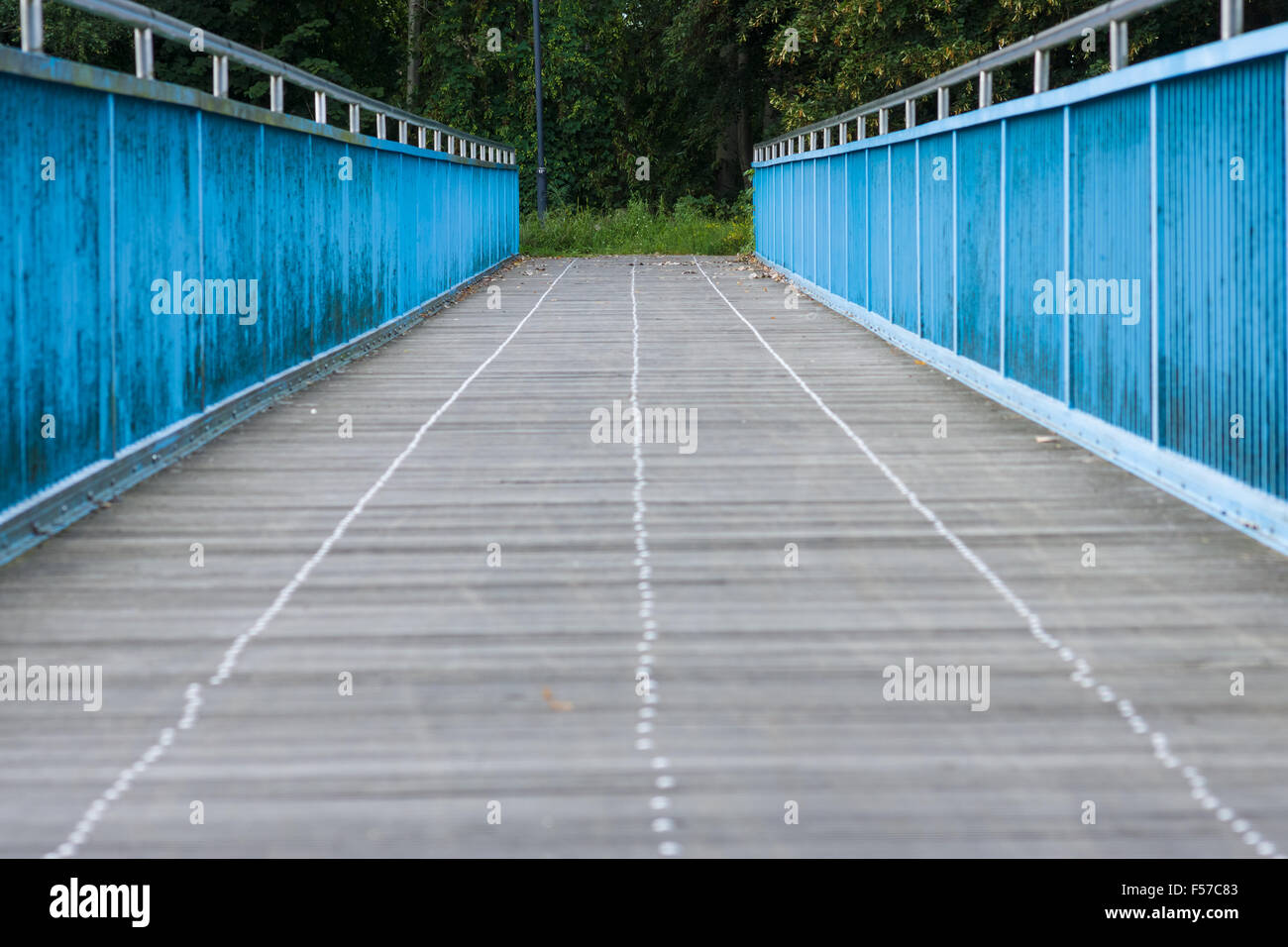 Crosswalk bridge hi-res stock photography and images - Alamy